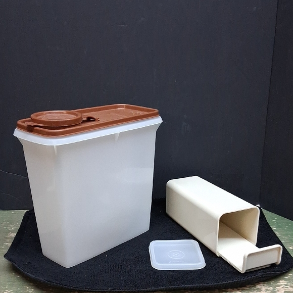 Tupperware | Kitchen | Vintage Tupperware Butter Cheese Storage W Lid ...